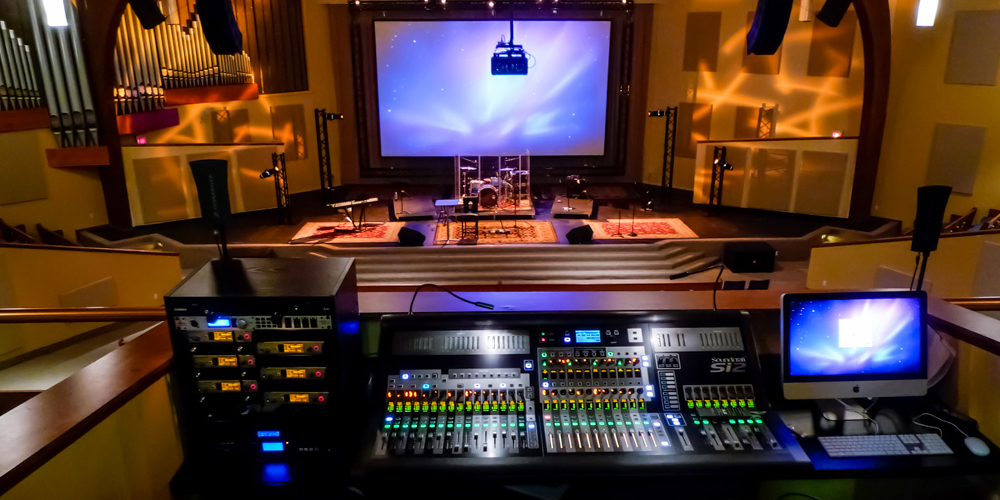 How to Choose the Right AV Equipment Rentals for Your Event